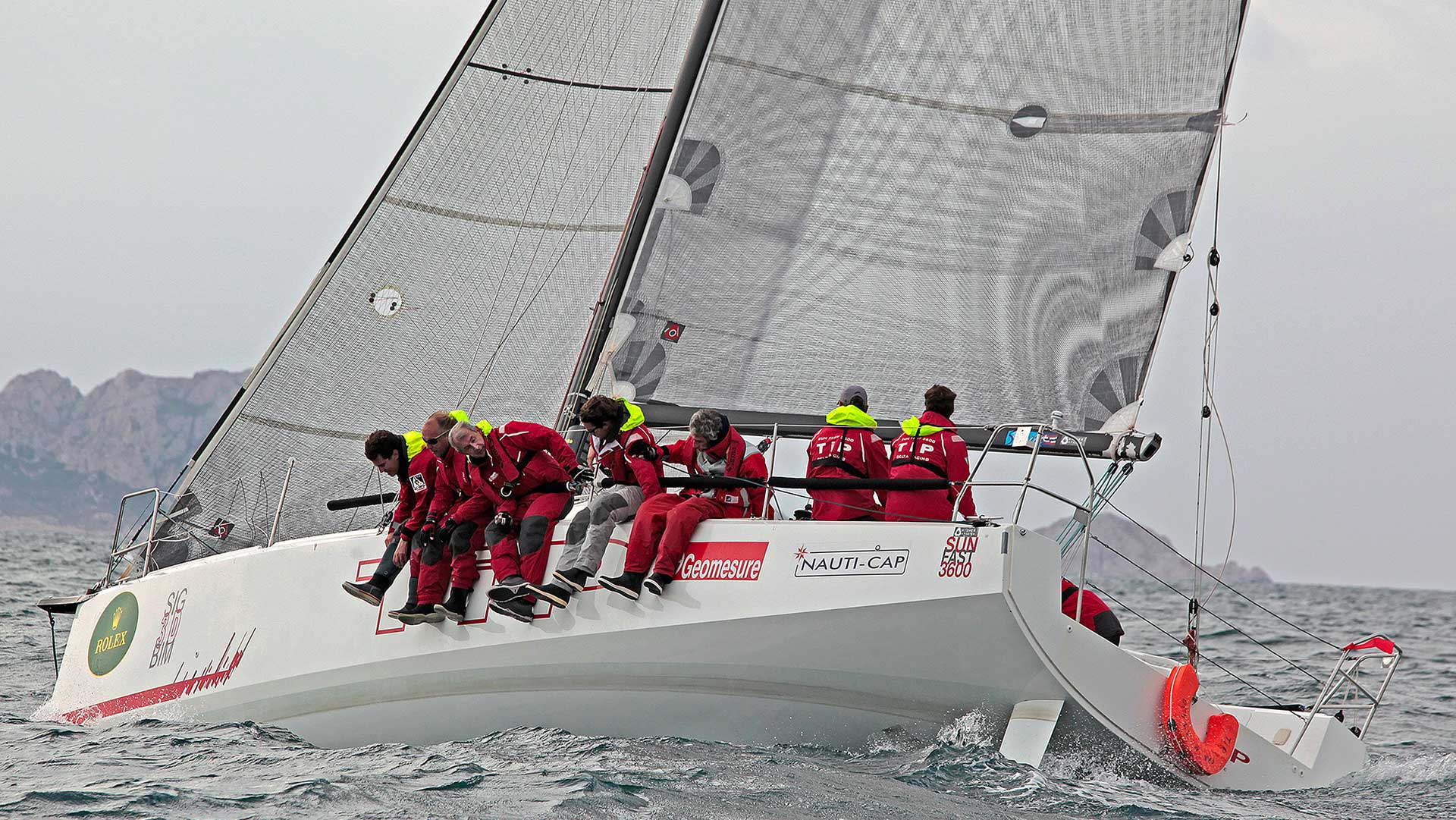 The Sun Fast 3600 has been named IRC Boat of the Year 2016! | Jeanneau