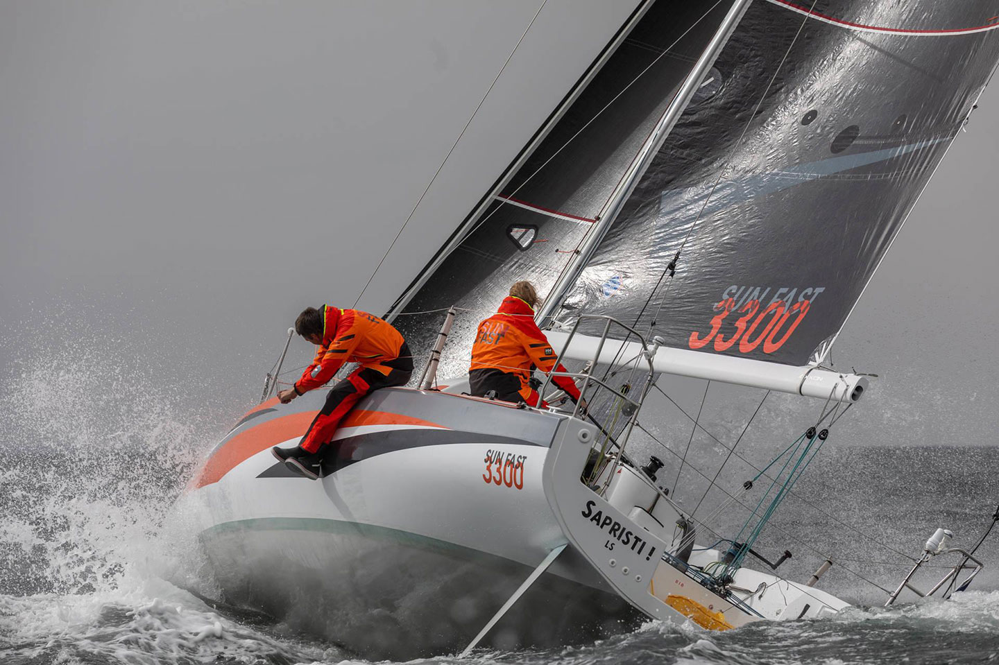 MORE BEAUTIFUL PERFORMANCES BY SUN FAST SAILBOATS ! | Jeanneau