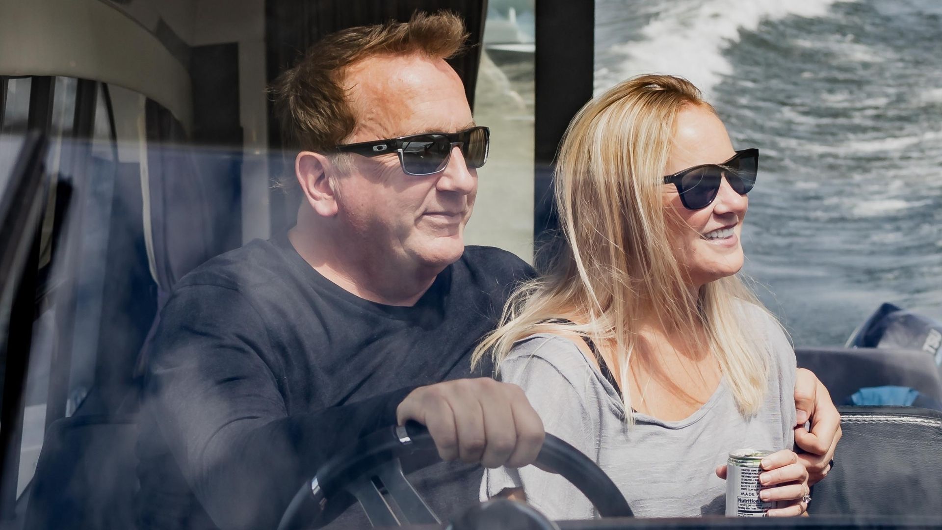 Husky Sail-Gating with our NC 14 | Jeanneau