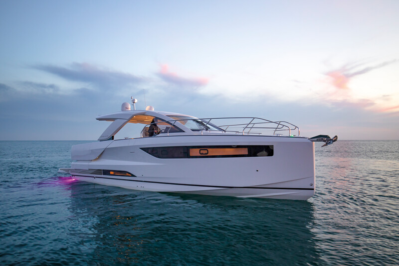World first : Jeanneau dévoile le DB/43 à Cannes | Jeanneau